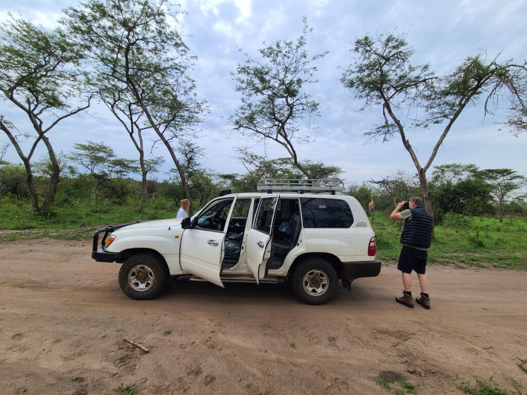 Best 4x4 Land Cruiser GX Rental Uganda for self drive in Ug